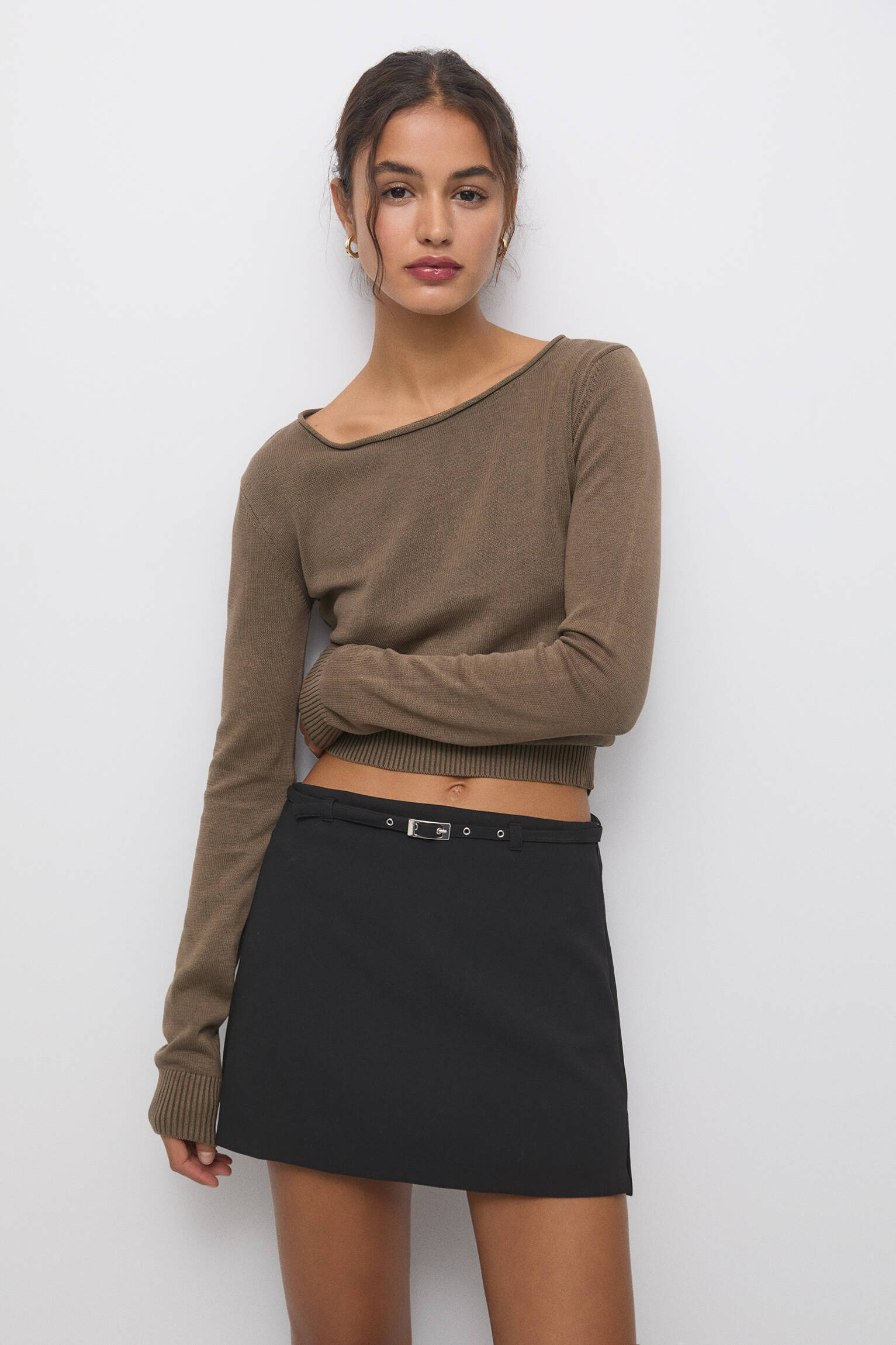 Mini skirt with side slit - PULL&BEAR