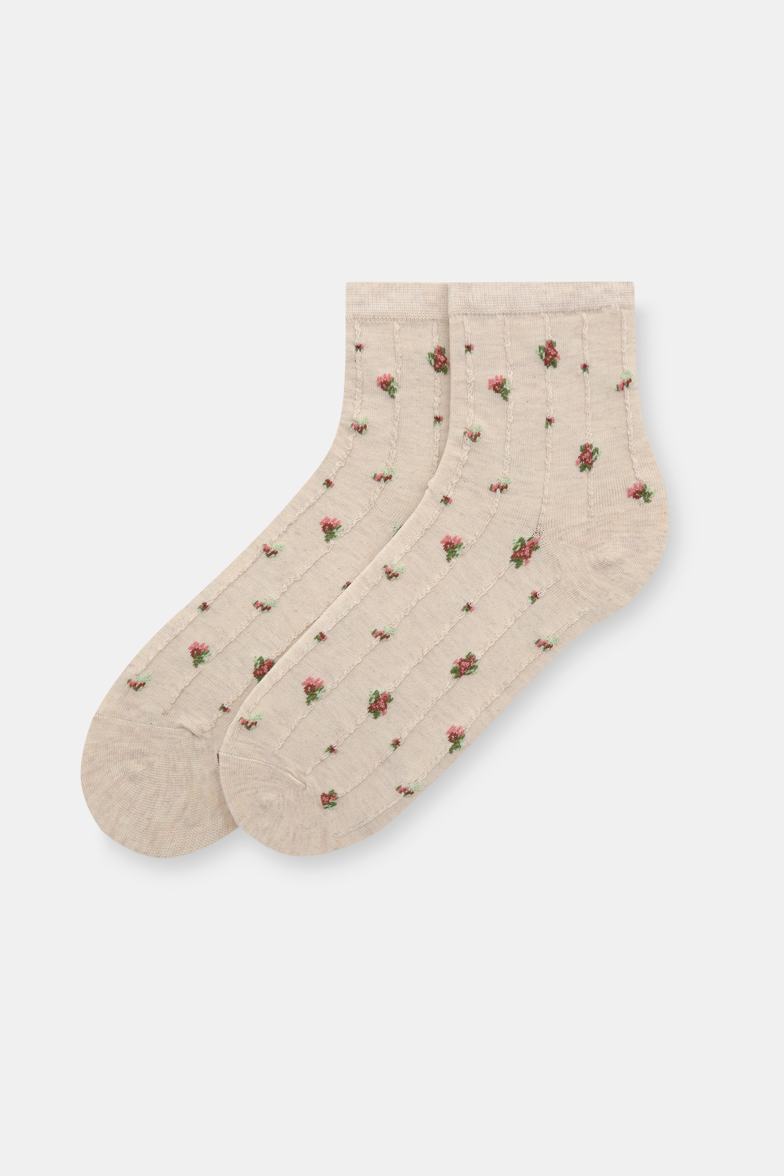 Check out the latest in Women’s Tights and Socks | PULL&BEAR