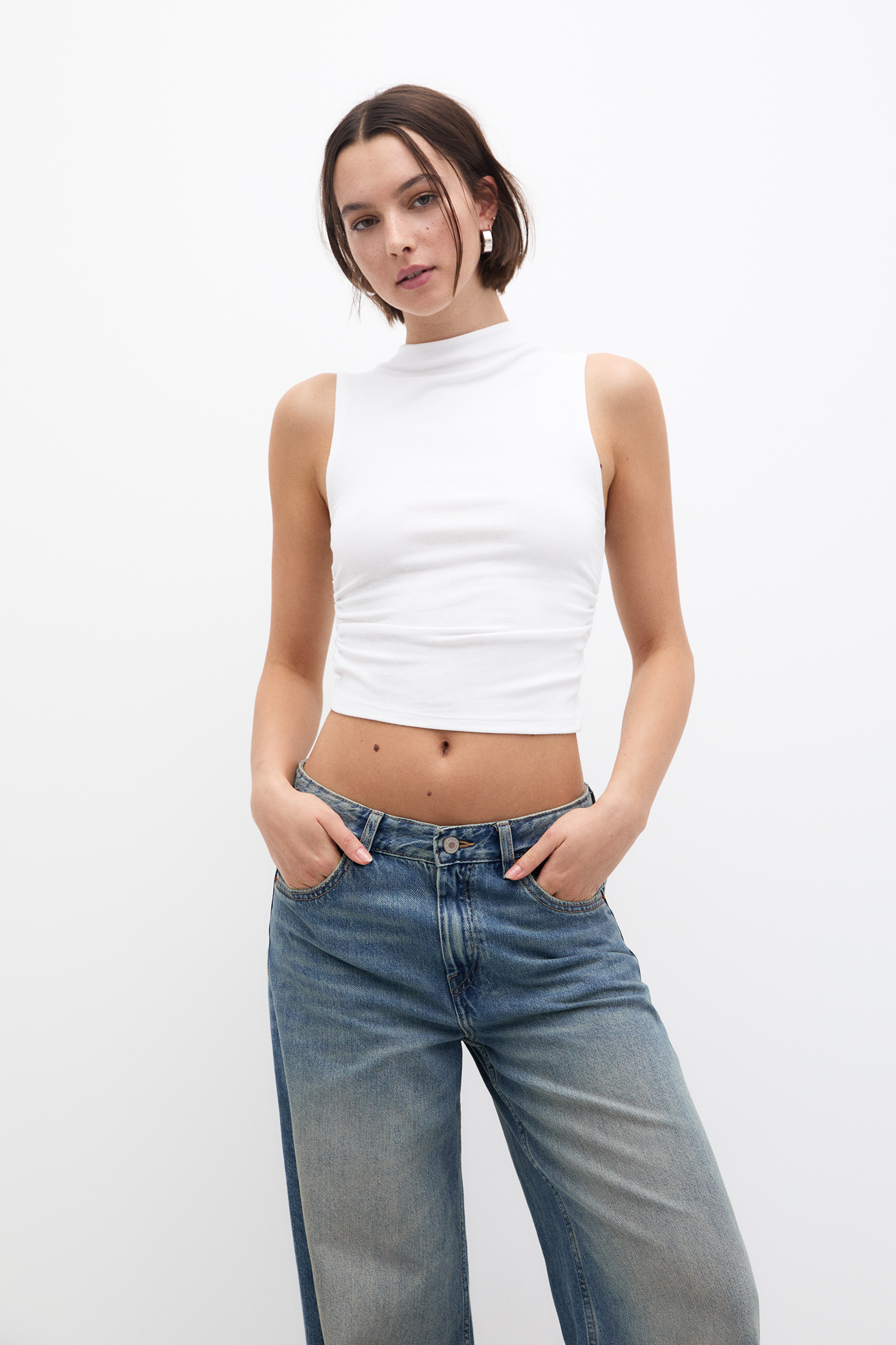 Discover the latest in Women's Tops | Pull&Bear