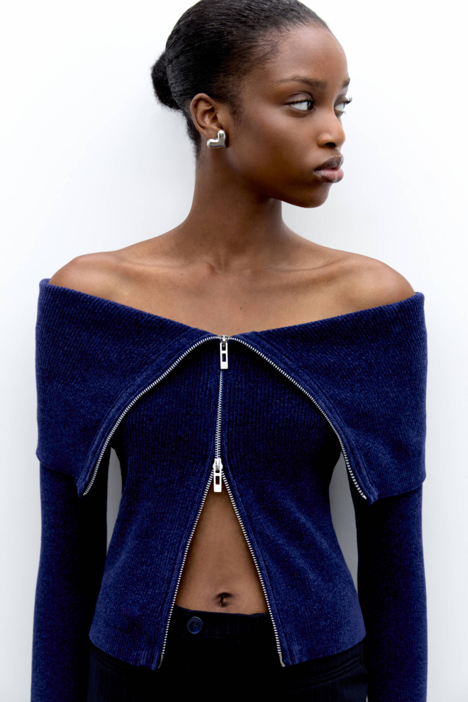 Off-the-shoulder knit cardigan - PULL&BEAR