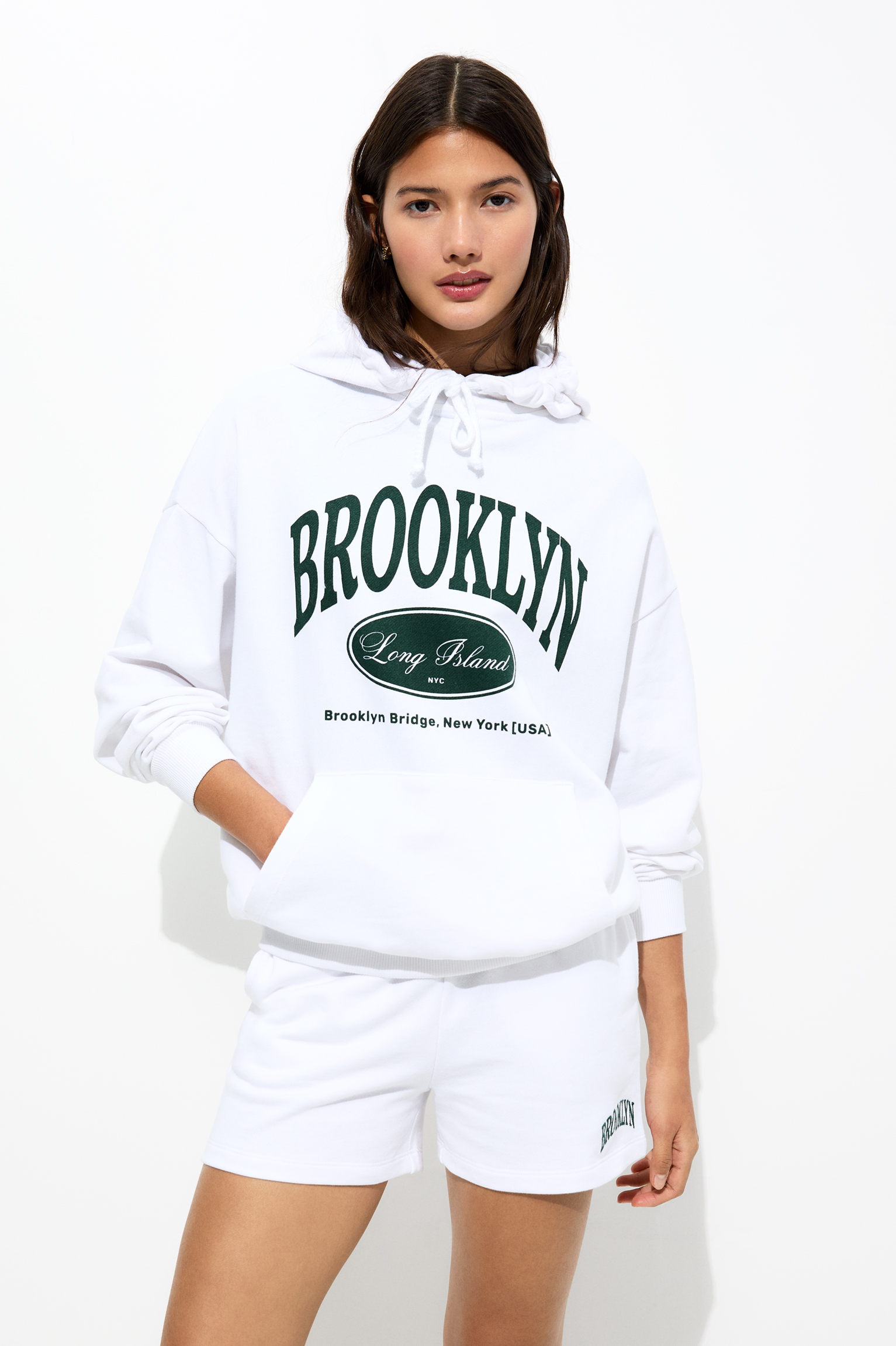 Women’s Hoodies | PULL&BEAR