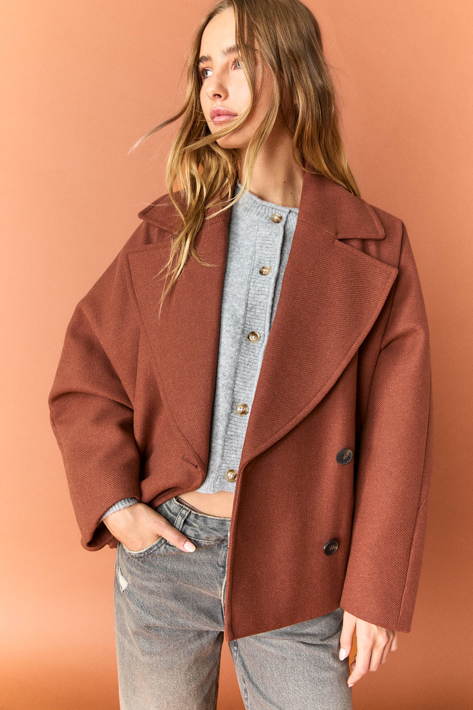 Cropped felt texture coat - PULL&BEAR