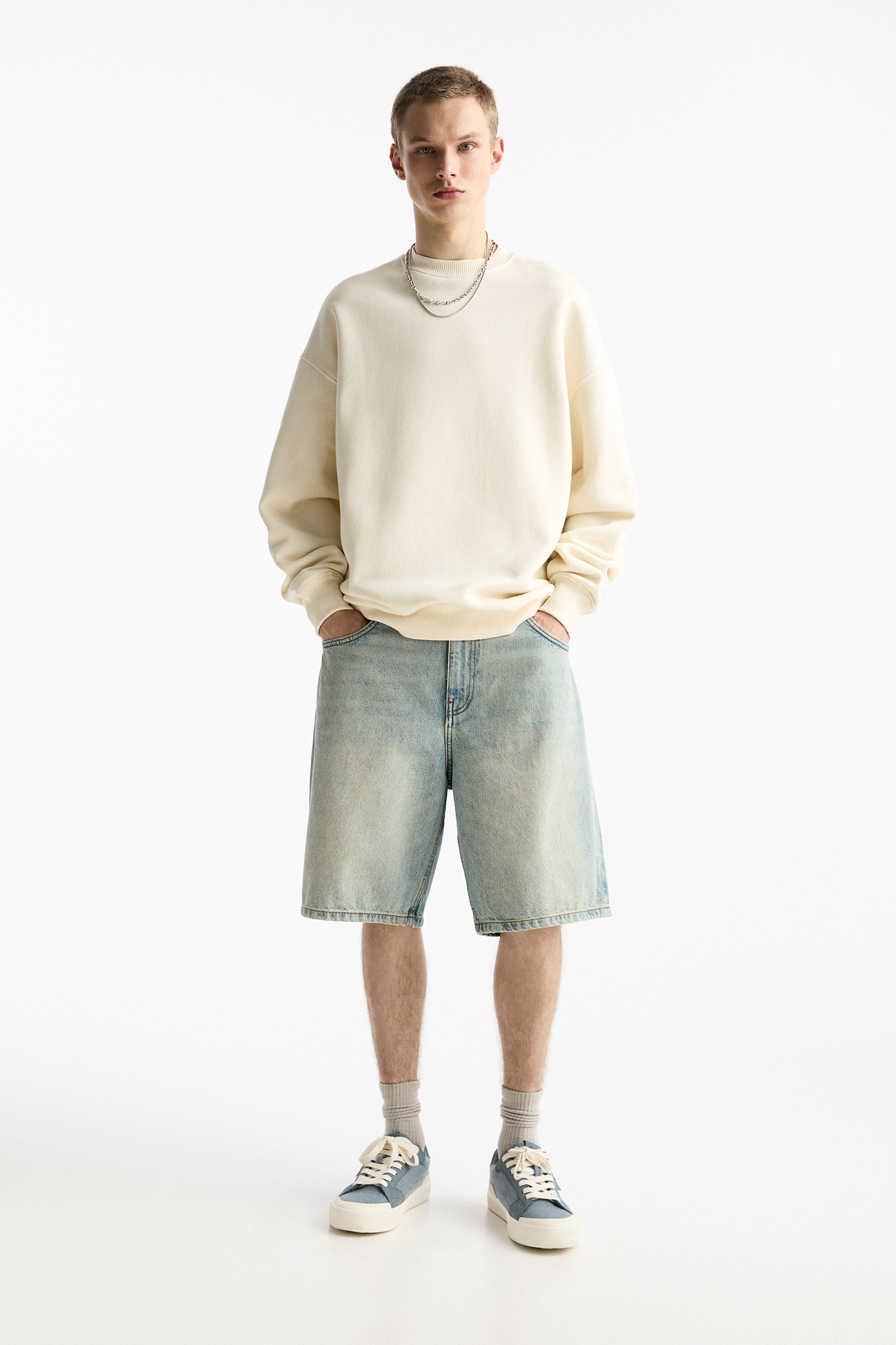 Calções bermuda Baggy para homem | Pull&Bear