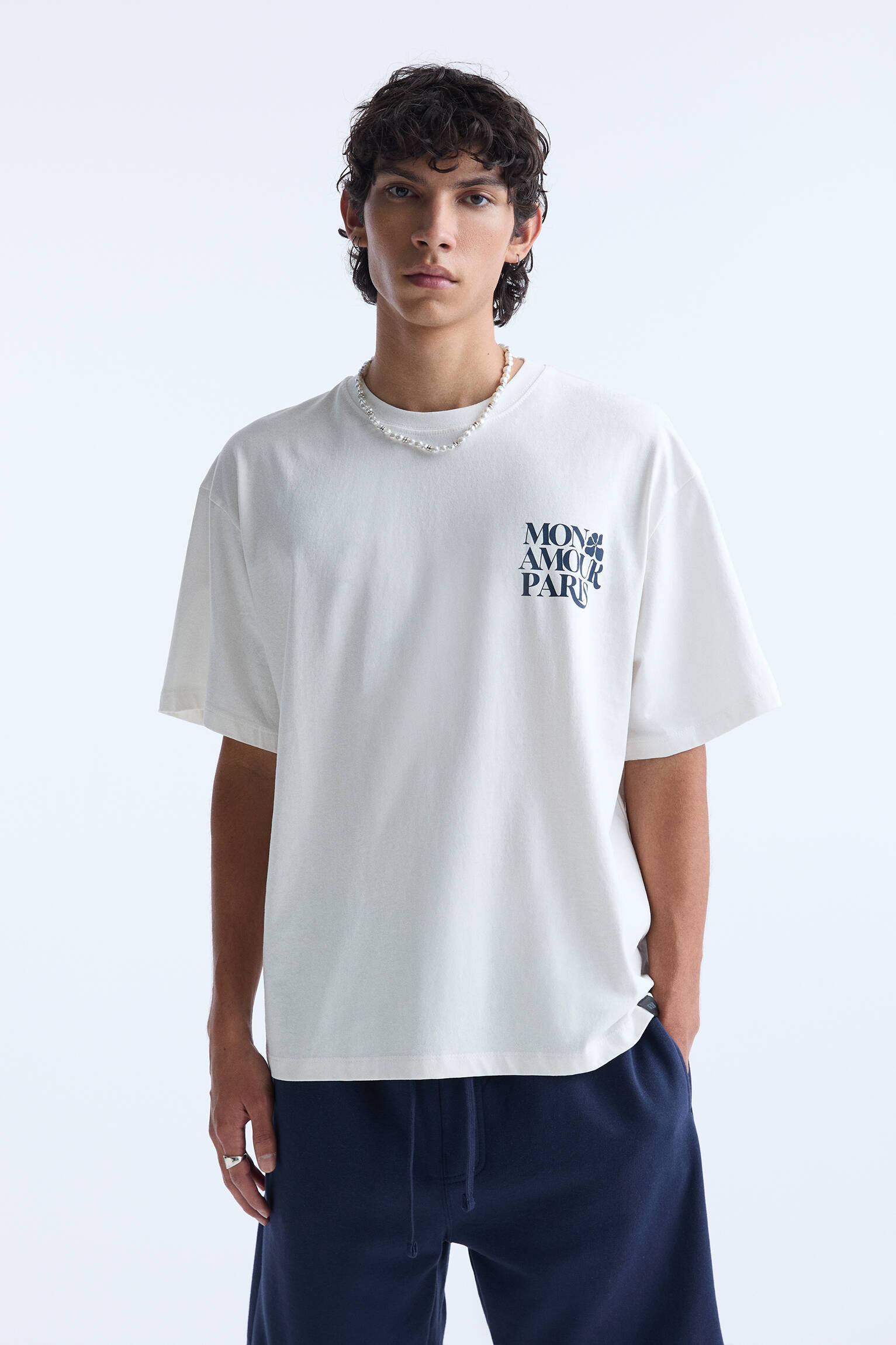 טי שירט עם הדפס "Mon Amour Paris" - PULL&BEAR