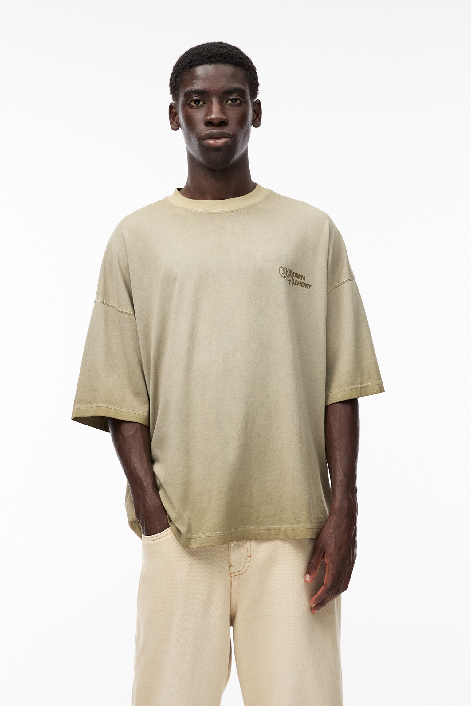 Kaus - Pakaian - Pria - PULL&BEAR Indonesia