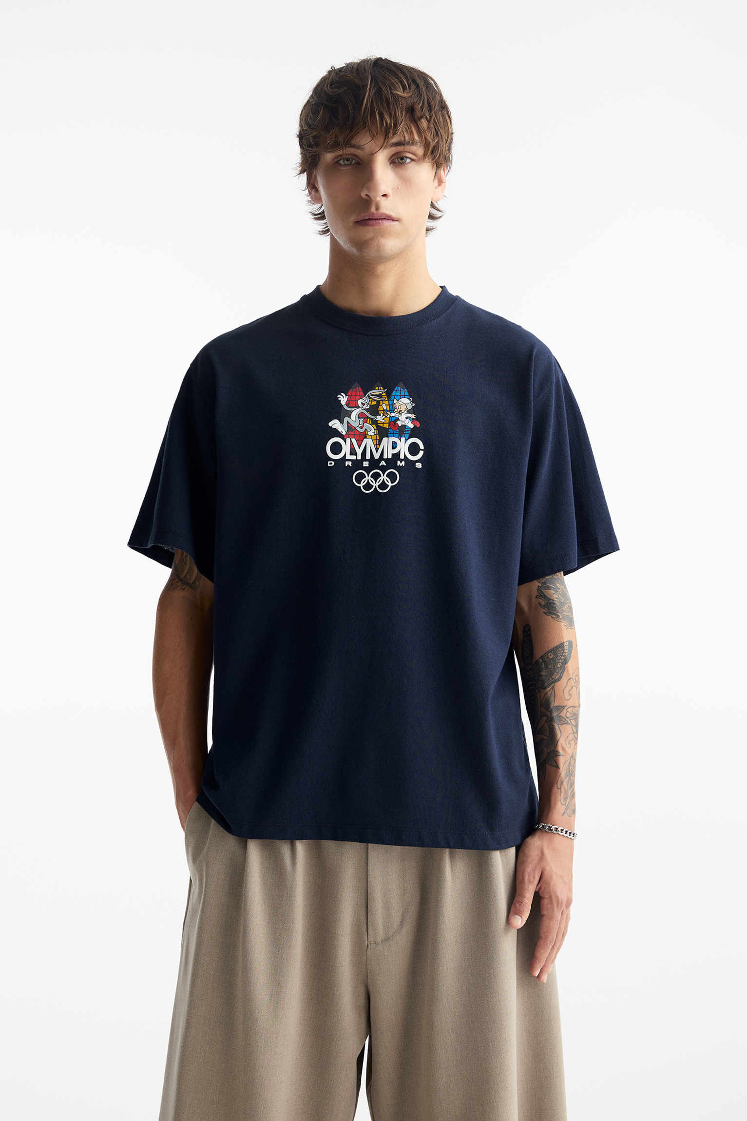 Kaus - Pakaian - Pria - PULL&BEAR Indonesia