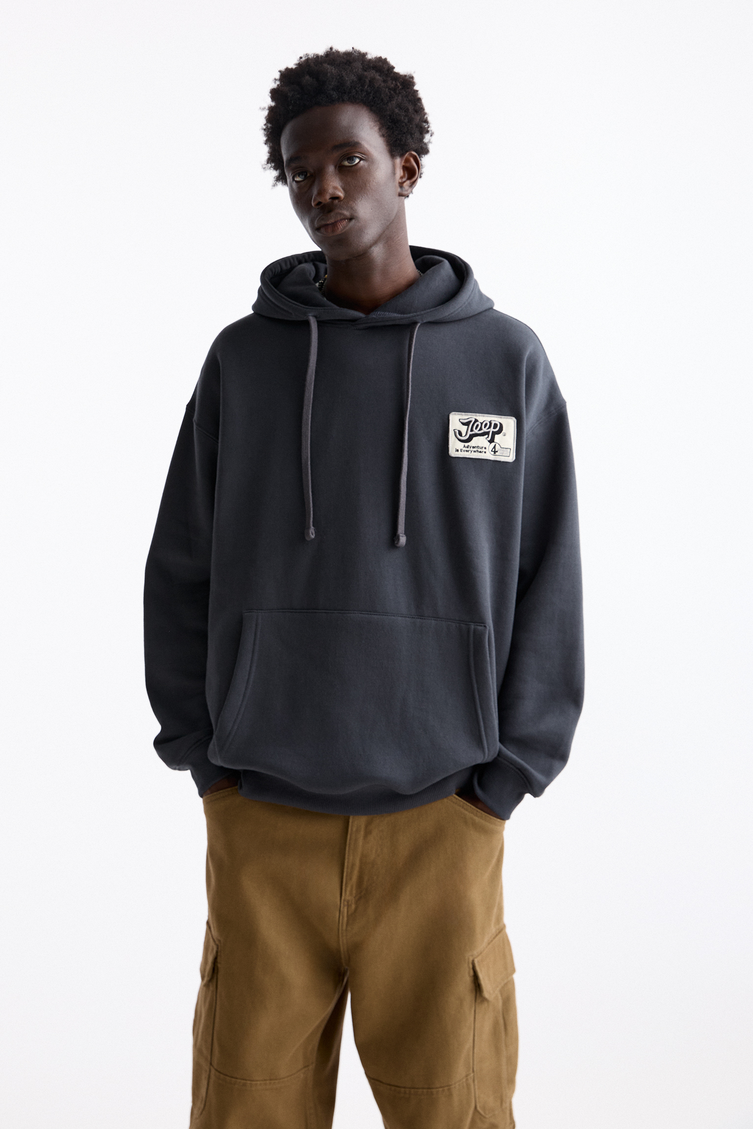 Sudaderas con Capucha y Hoodies para Hombre | PULL&BEAR
