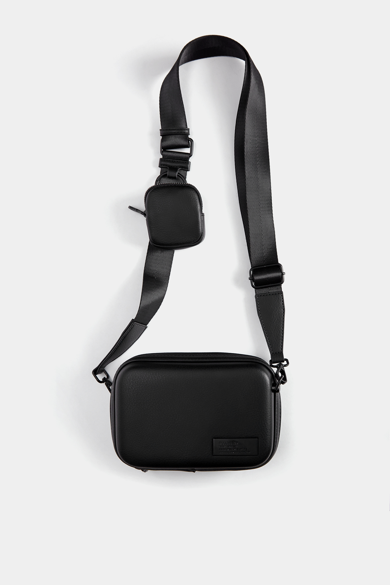 Bolsas para Hombre | PULL&BEAR