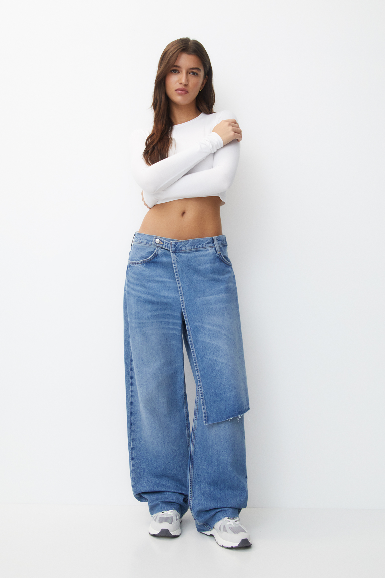 Straight - Jeans - Clothing - Woman - PULL&BEAR United Arab Emirates