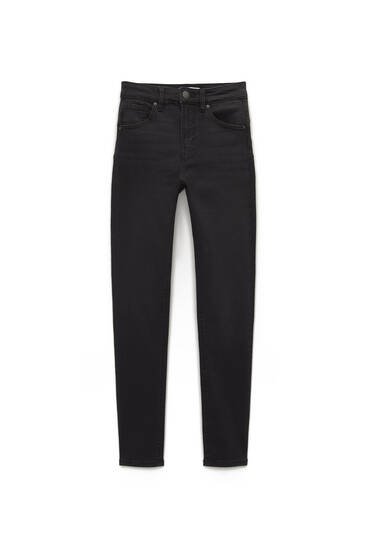 Skinny kroj - Traperice - Odjeća - Žene - PULL&BEAR Hrvatska