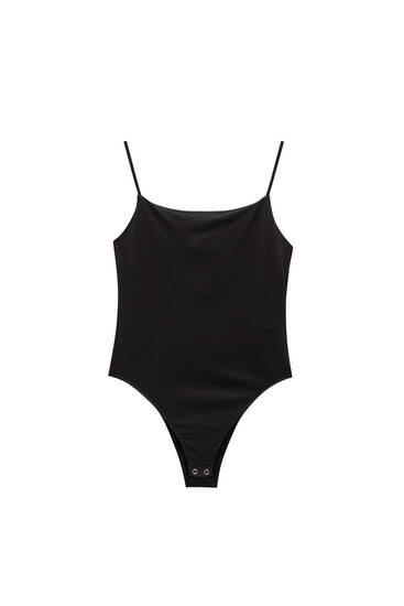 Tops & bodysuits - Clothing - Woman - PULL&BEAR United Arab Emirates