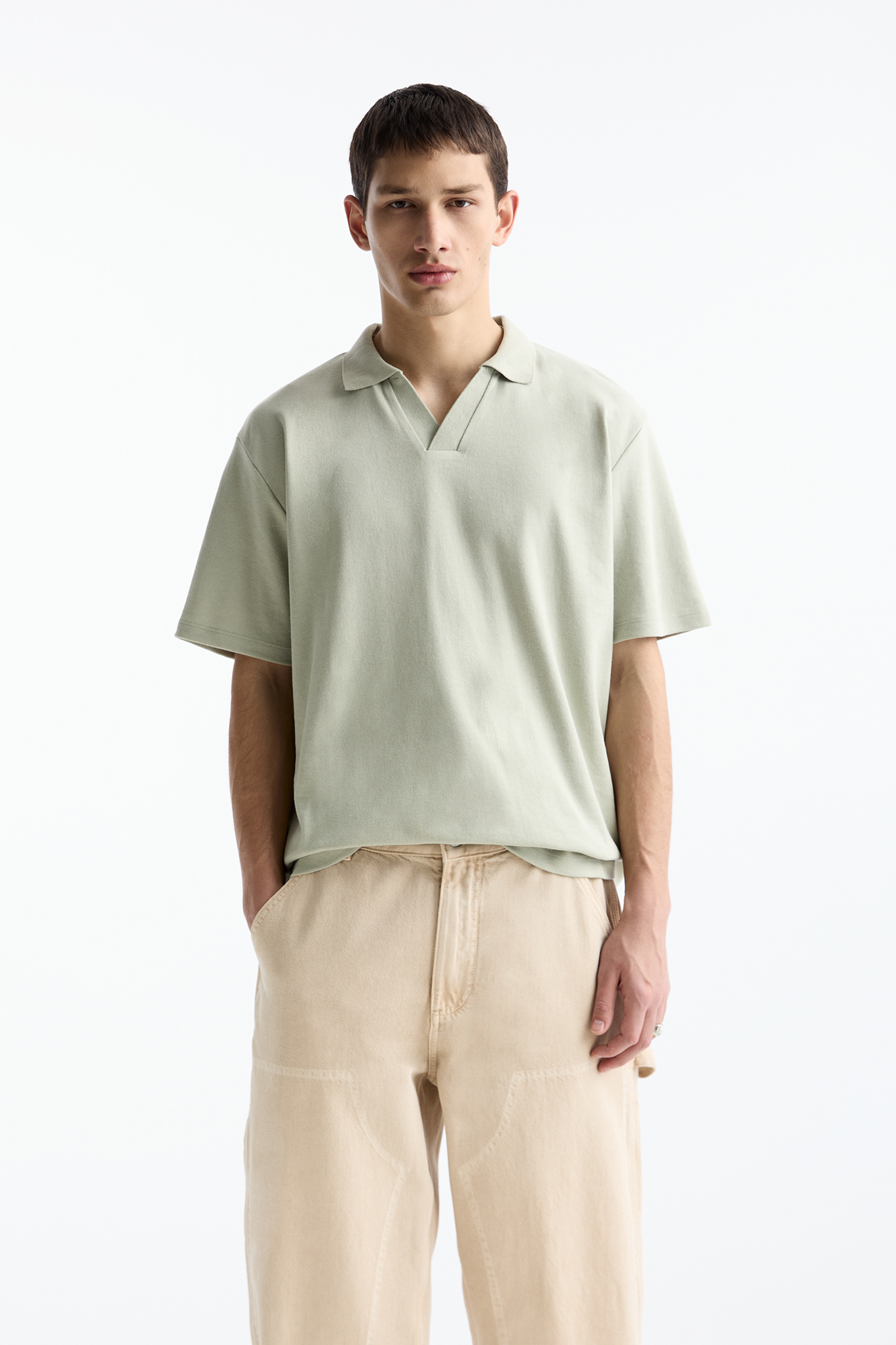 Polo - Kaus - Pakaian - Pria - PULL&BEAR Indonesia