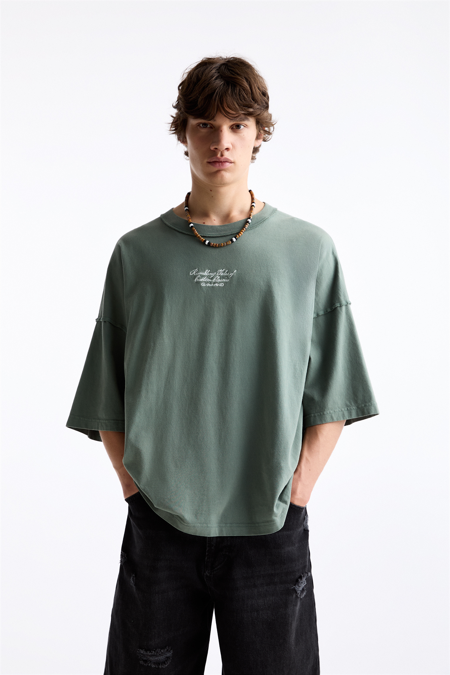 Kaus - Pakaian - Pria - PULL&BEAR Indonesia