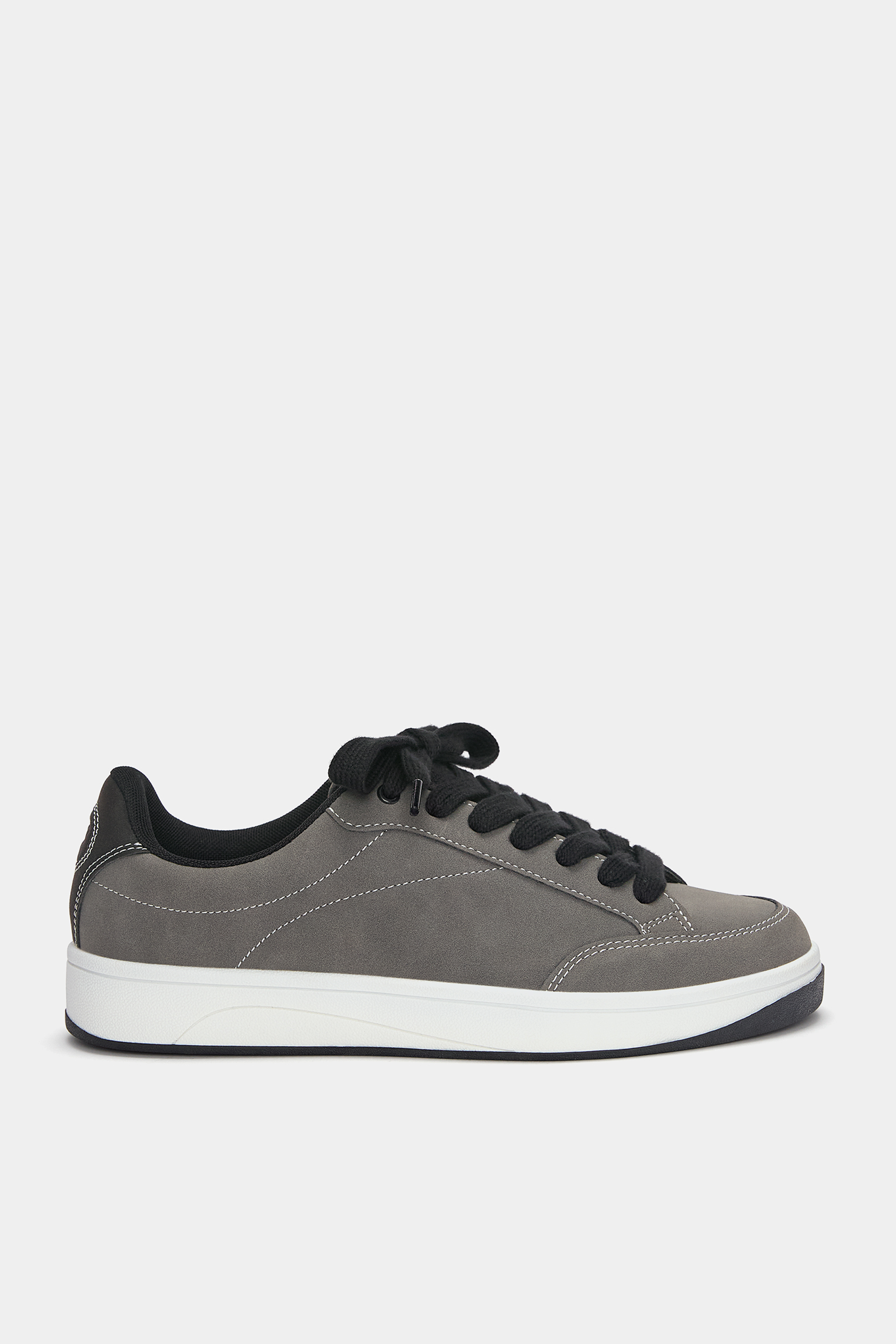 Basic and casual Trainers for Men | Pull&Bear