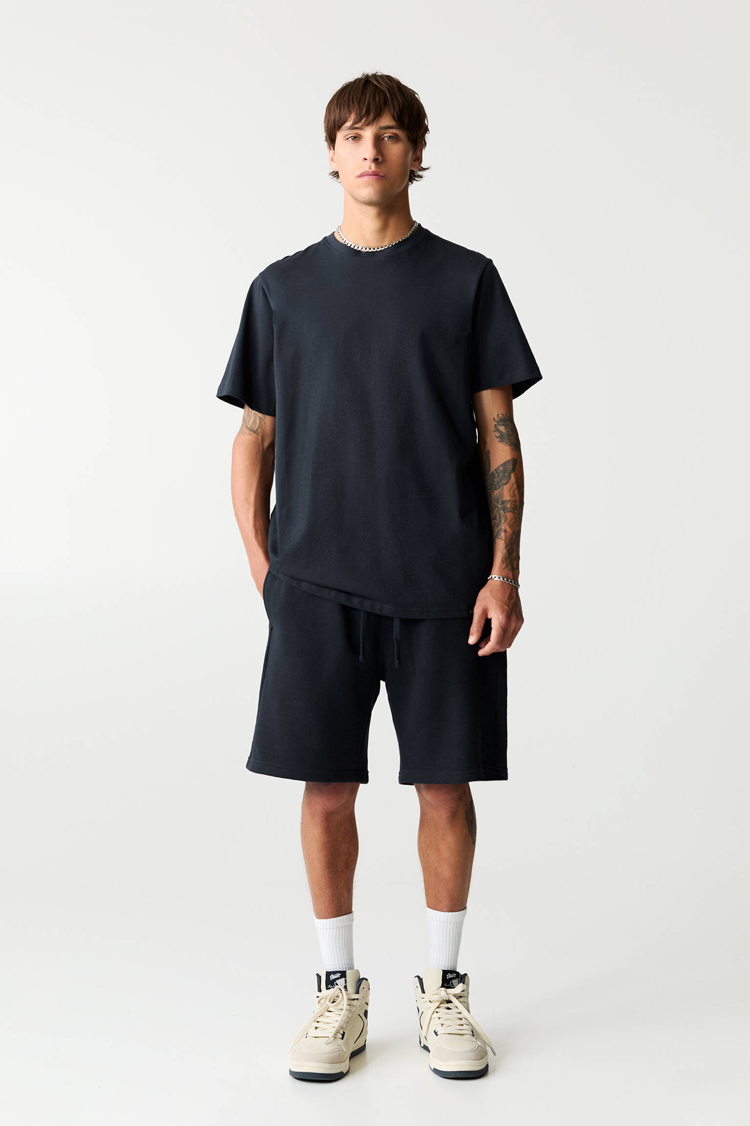 Pack of basic Bermuda shorts and T-shirt - pull&bear