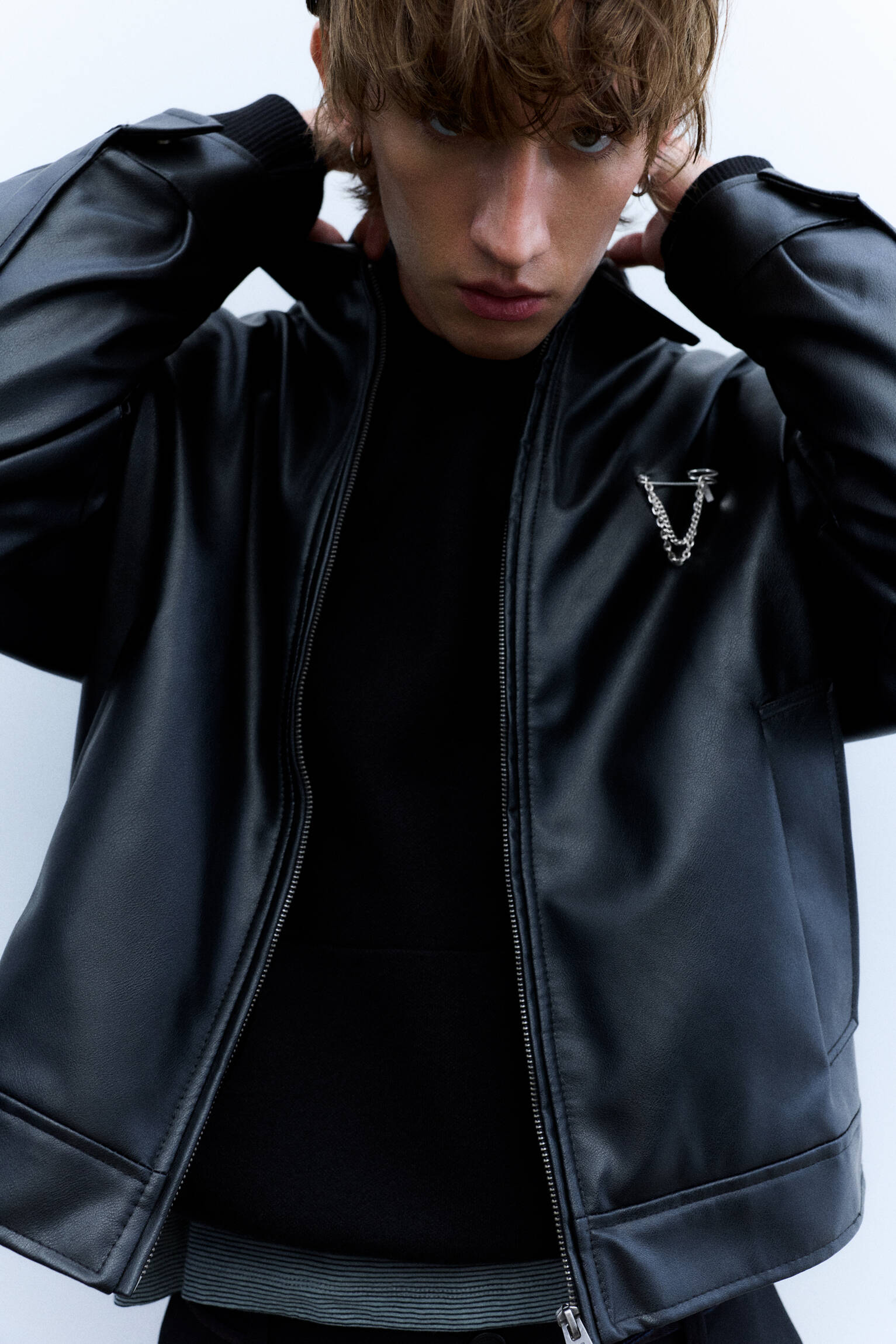 Safety pin chain - PULL&BEAR