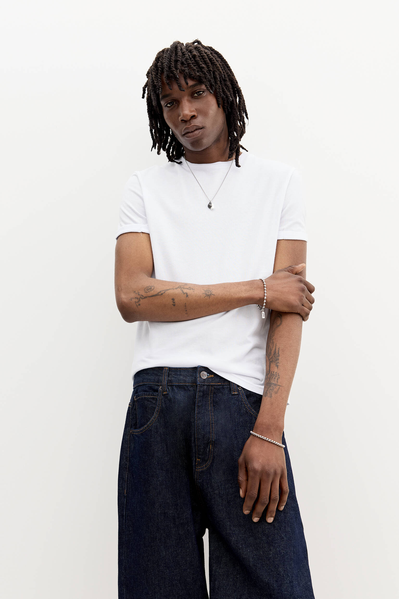 Basic-T-Shirt im Muscle-Fit - PULL&BEAR