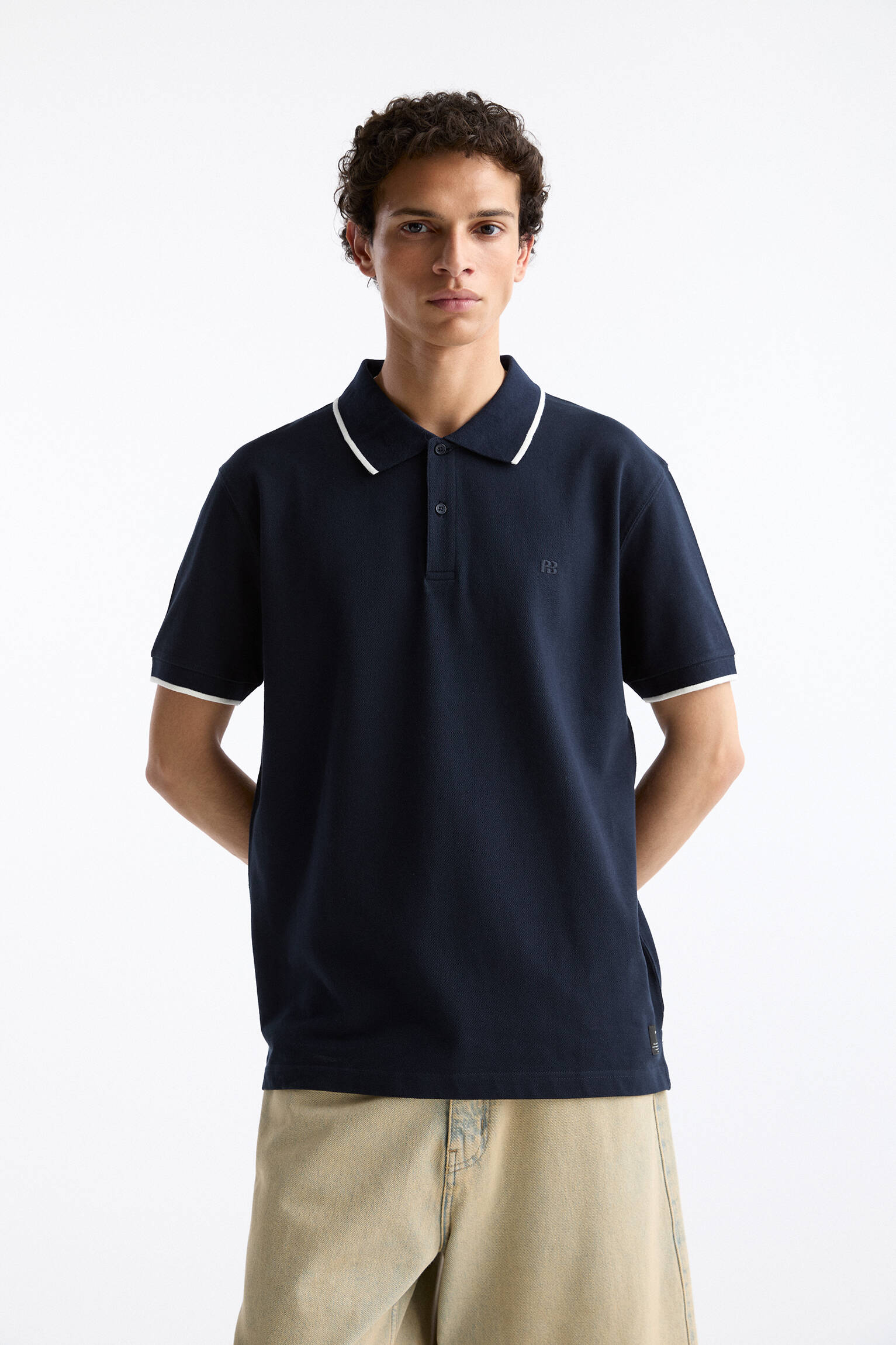 Polo shirt with contrast collar - PULL&BEAR