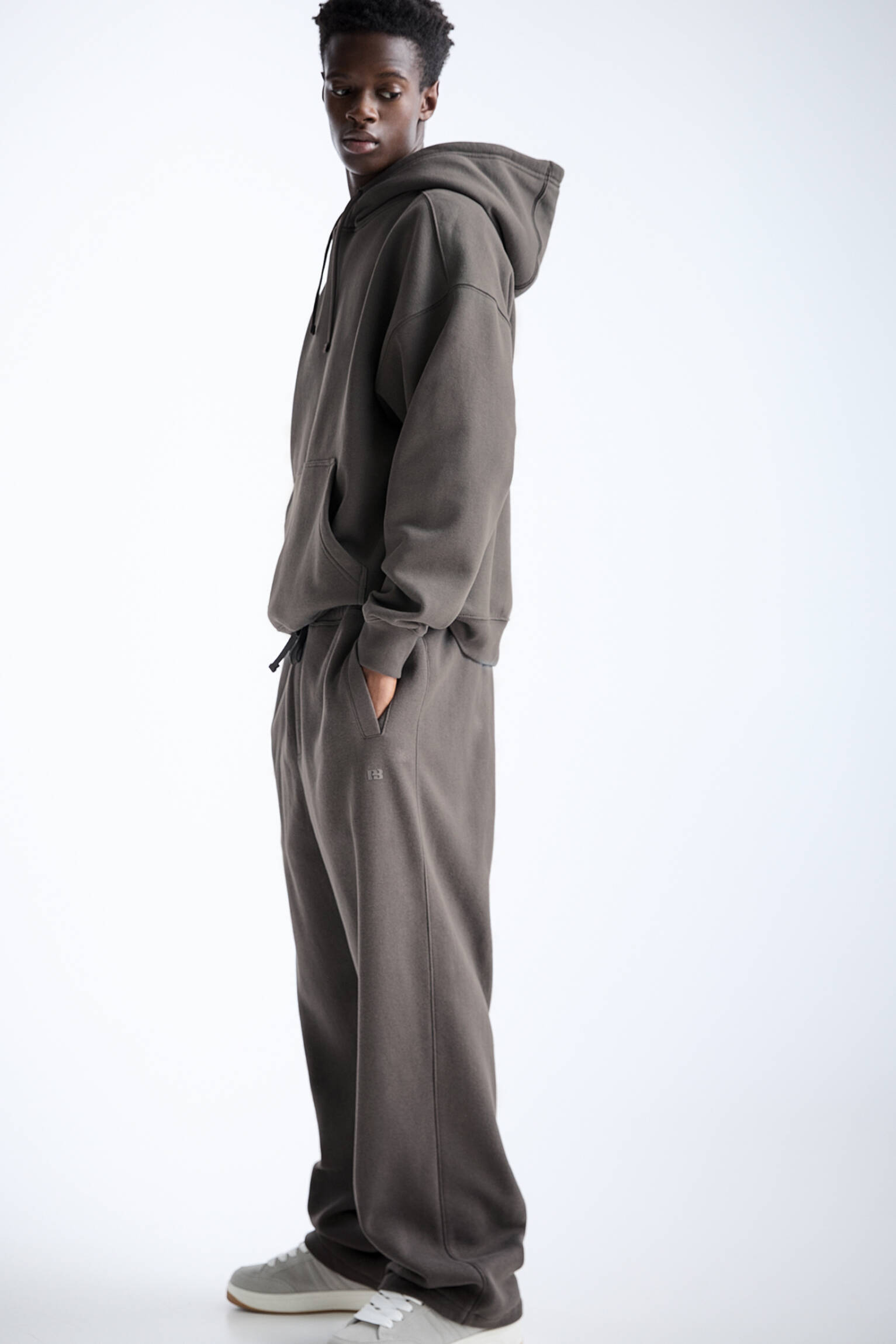 Baggy tracksuit bottoms - pull&bear